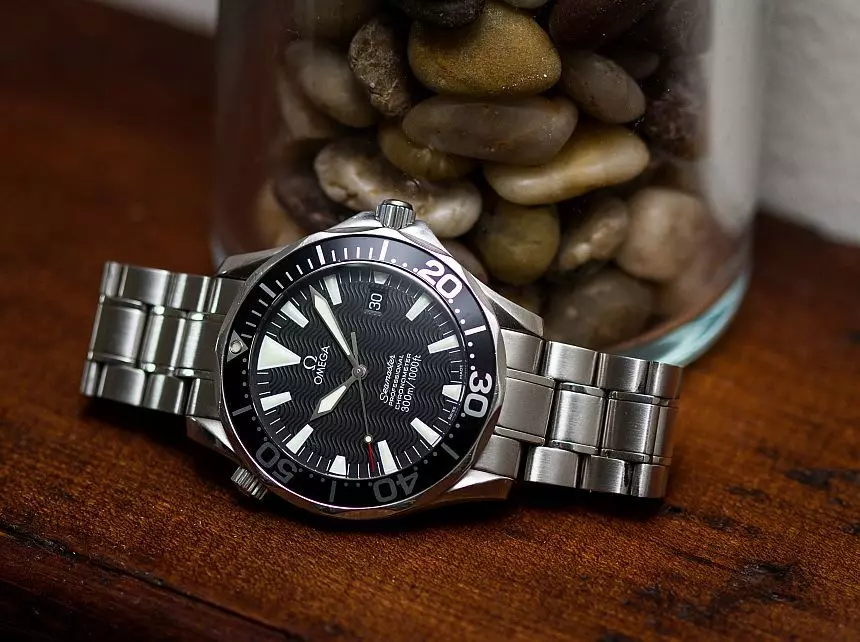 GRAIL-WATCH-James-Stacey-Omega-Seamaster-01