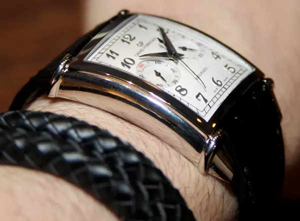 Praktické hodinky Girard-Perregaux Vintage 1945 XXL s chronografom 1674_5
