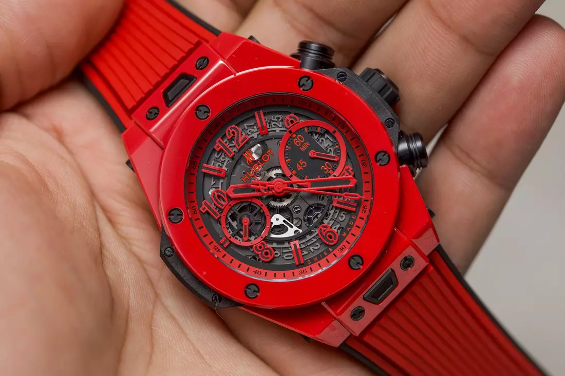 Практичен керамичен часовник Hublot Big Bang UNICO Red Magic.