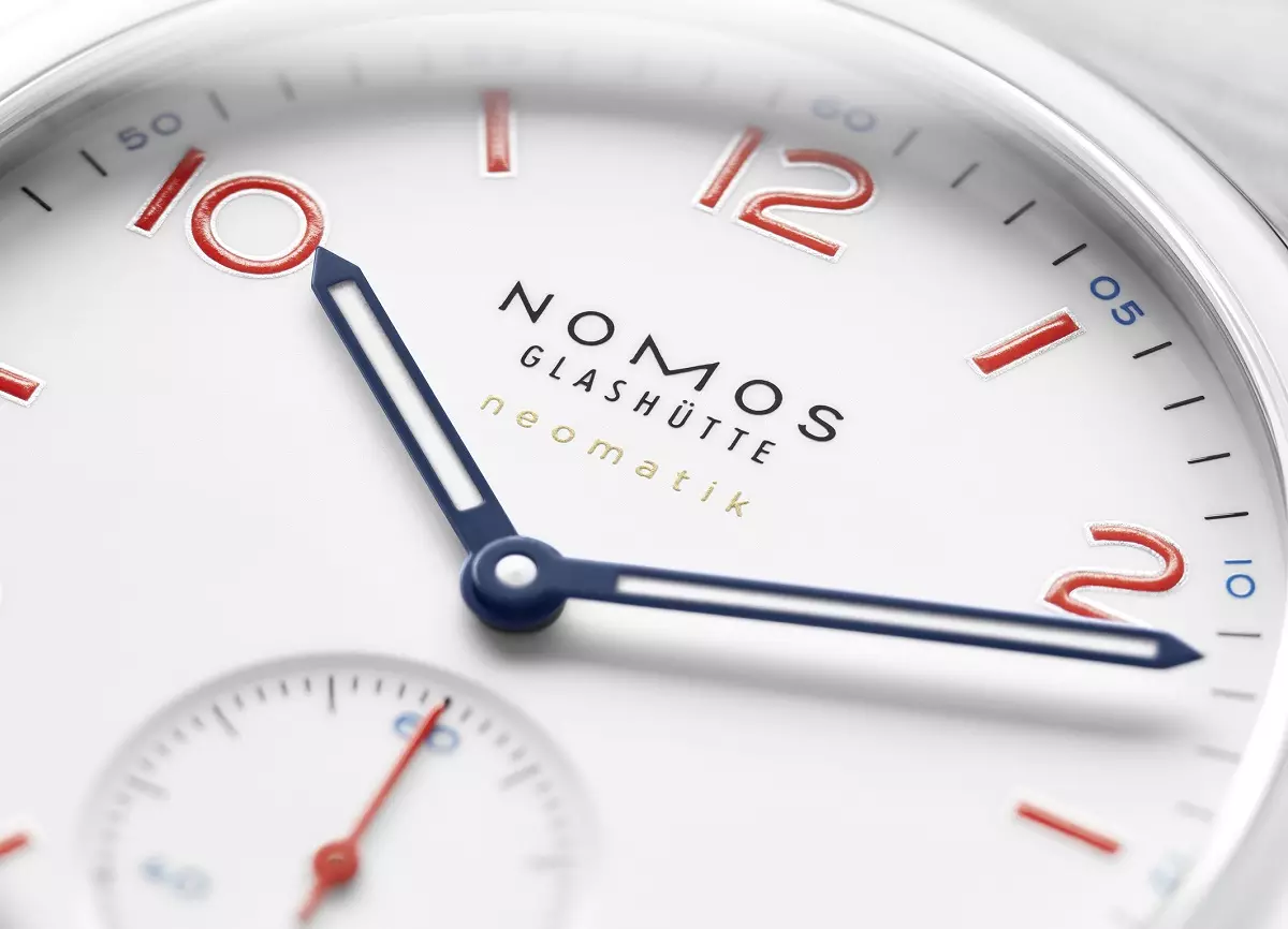 Nomos Ahoi & Club Neomatik 'Siren White' Erlojuak 17433_8