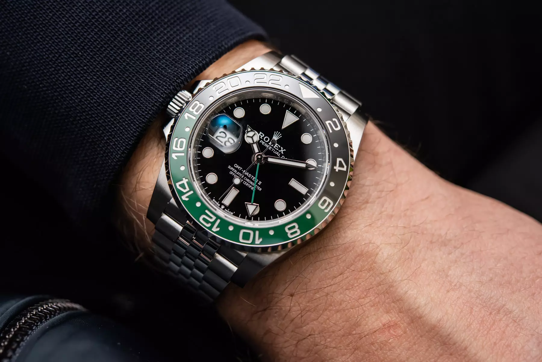 Praktisch: Rolex GMT Master-II Ref. 126720 VTNR 'Destro' linkshandig horloge 1811_1