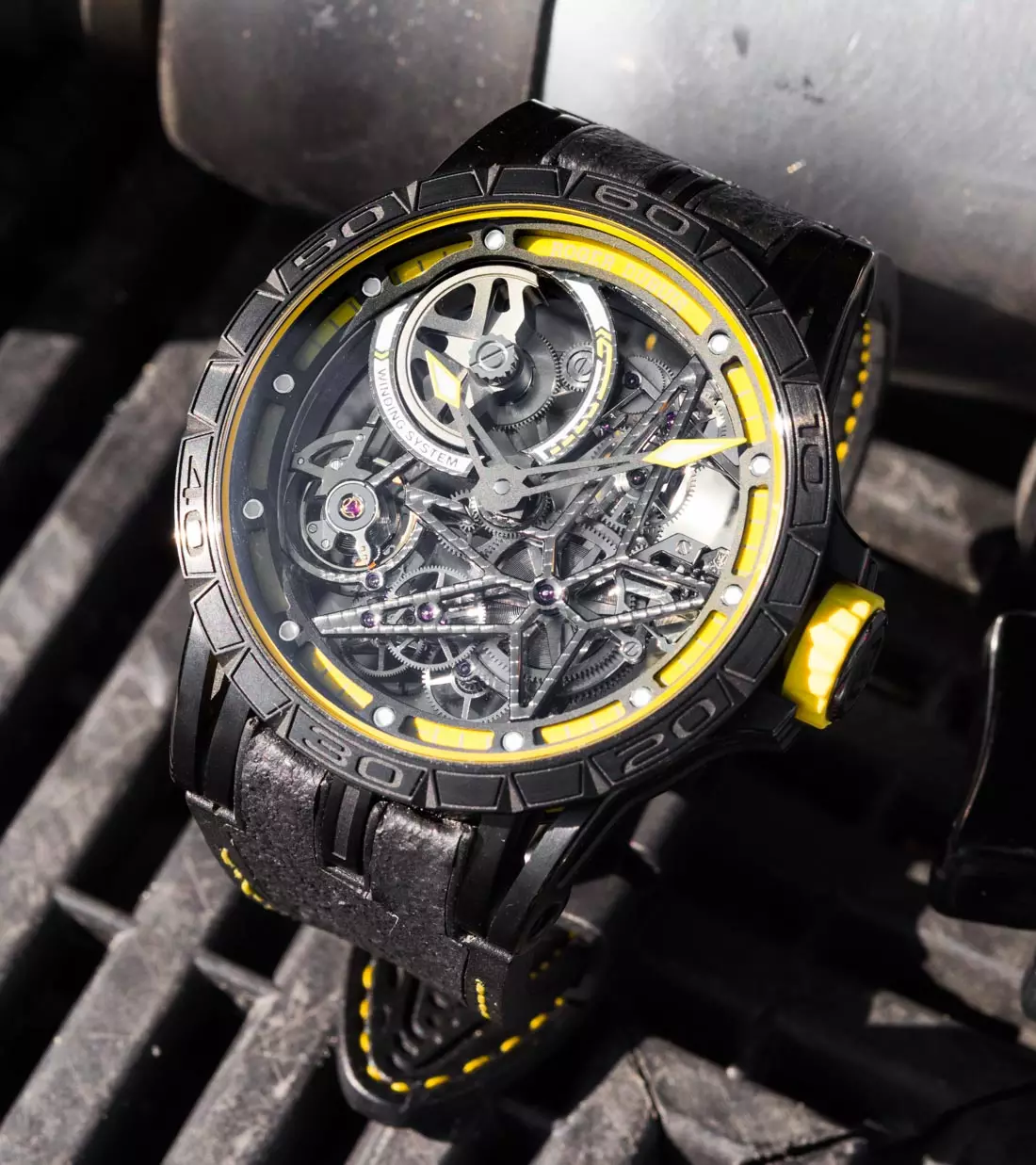 Roger Dubuis Excalibur Spider Pirelli အလိုအလျောက် အရိုးစု နာရီ လက်ဆွဲ 18666_17