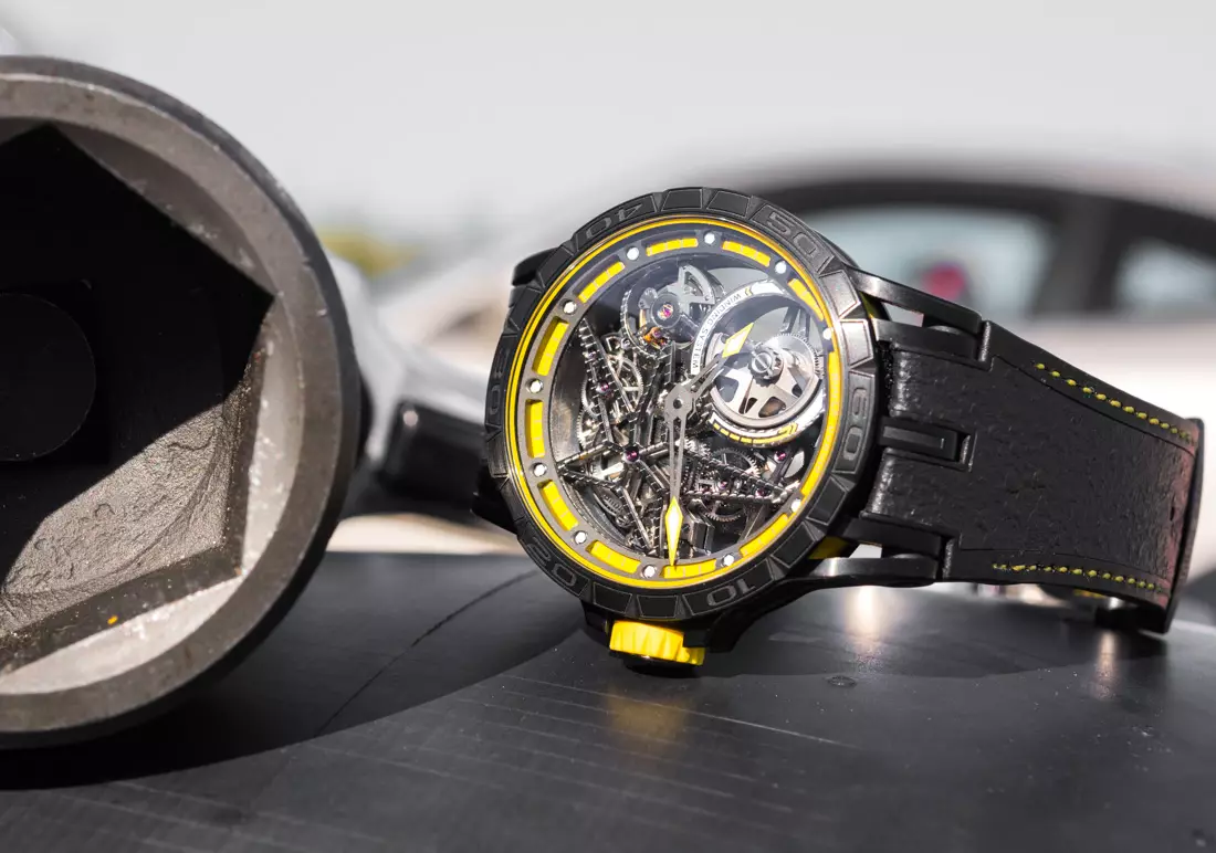 Roger Dubuis Excalibur Spider Pirelli Automatyczny zegarek szkieletowy Hands-On 18666_18