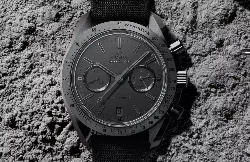 Omega-Madaw-Dhinaca-Moon-Watch-2015-midab-cusub-ablogtowatch-5