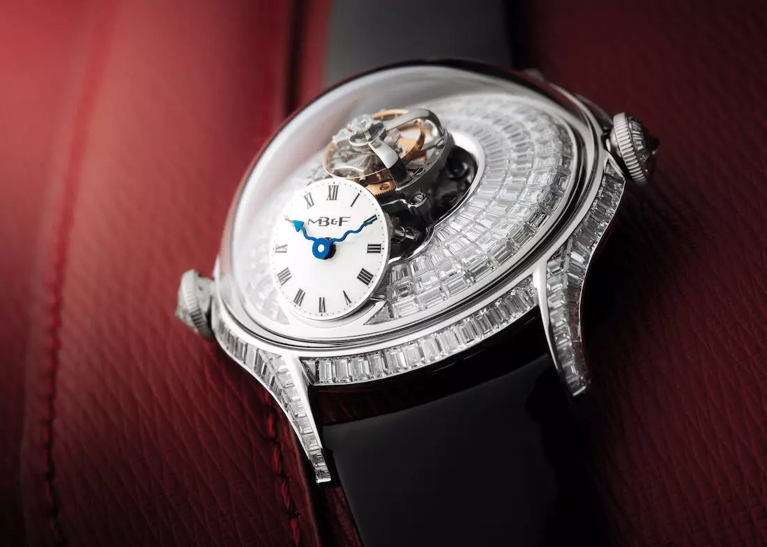 MB&F-Legacy-мошини-FlyingT-Baguette-Watch