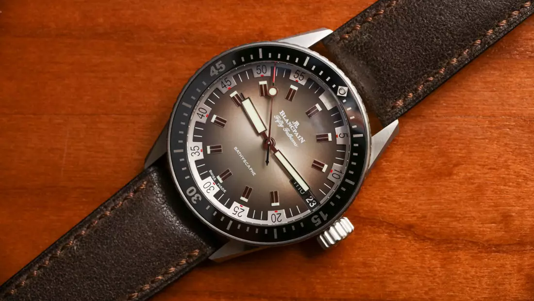 Blancpain Fathoms Hamsini Siku ya Bathyscaphe Tarehe Miaka ya 70 Mikono Imewashwa 19011_2