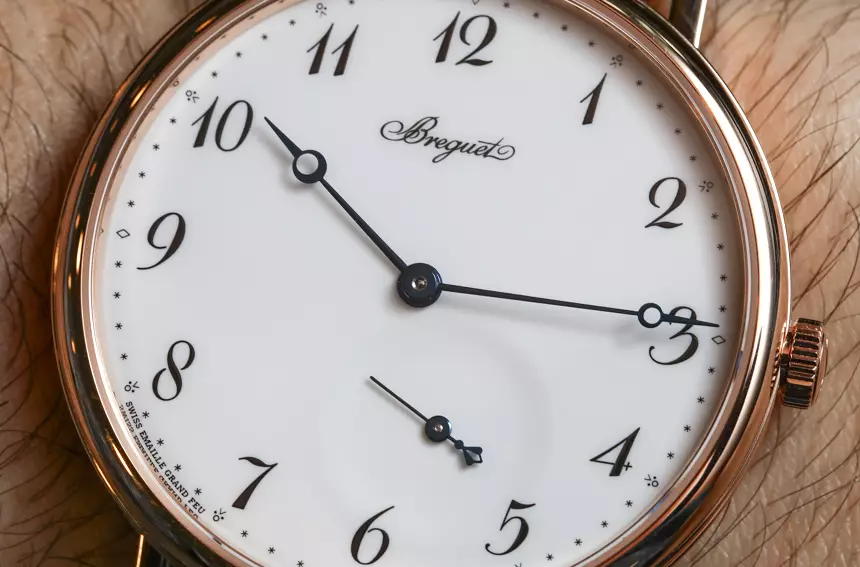 Часовник Breguet Classique 7147 'Grand Feu' с емайлиран циферблат Hands-On 19259_2