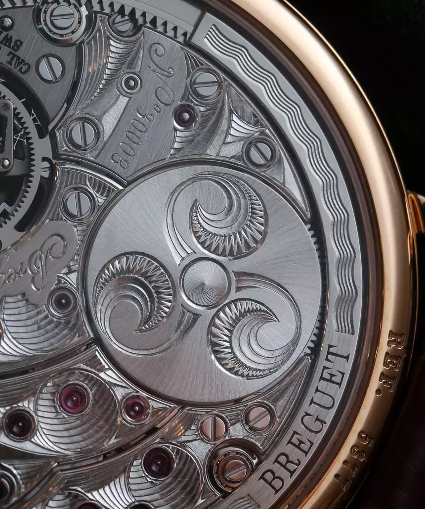 Bregue-Classique-Tourbillon-Exta-Plat-Automatique-16