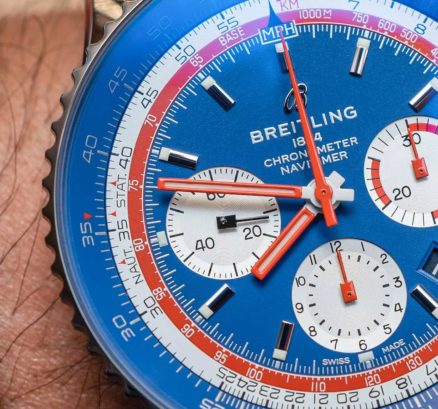 Hands-On: The Breitling Navitimer B01 Chronograph 43 TWA, PAN-AM, & Saetên 'Capsule Collection' Swissair 19520_5