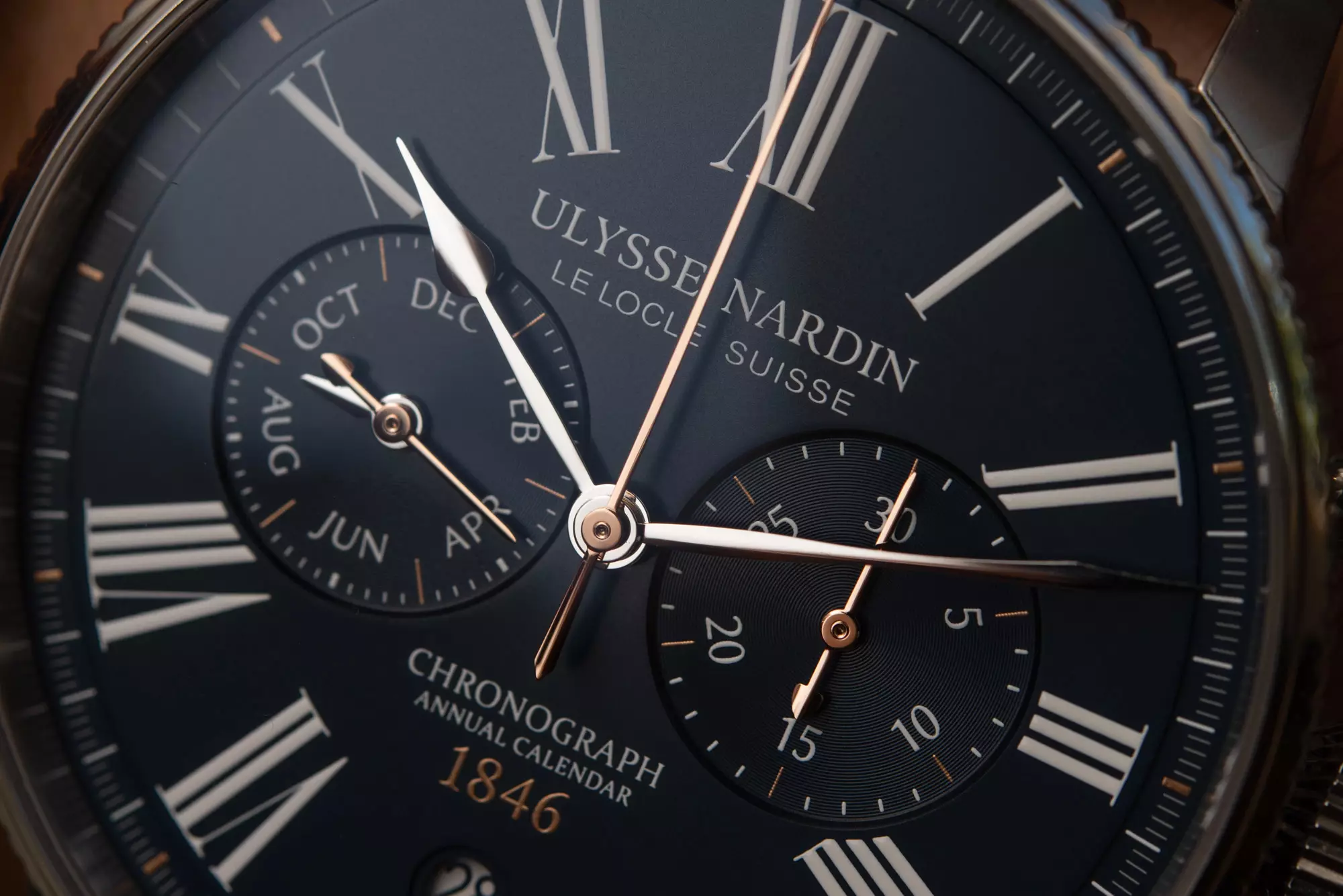 Eskuak: Ulysse Nardin Marine Torpilleur 175 Urteko Erloju bilduma 2004_16