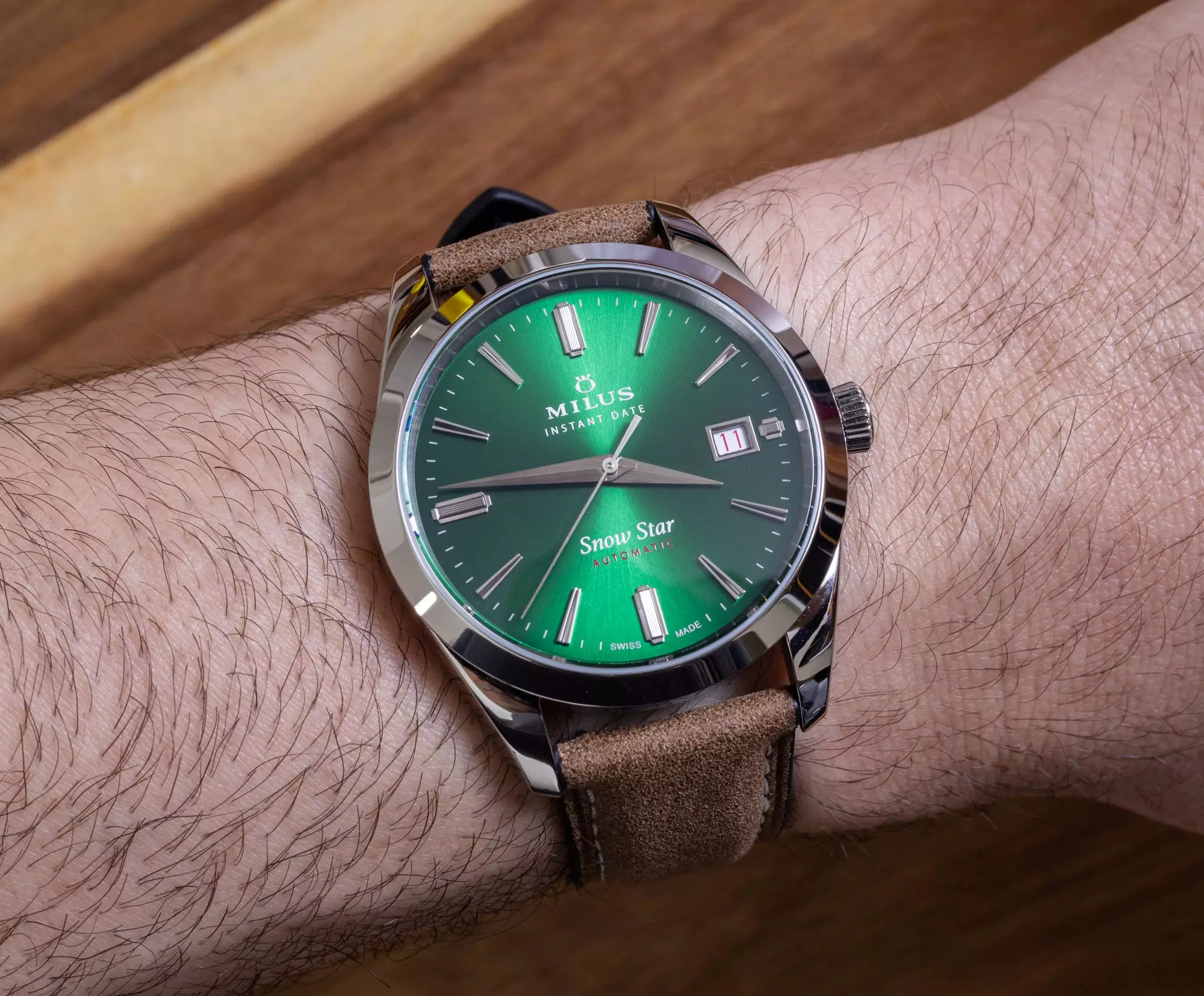 Praktické: hodinky Milus Snow Star Boreal Green Dial 2046_1