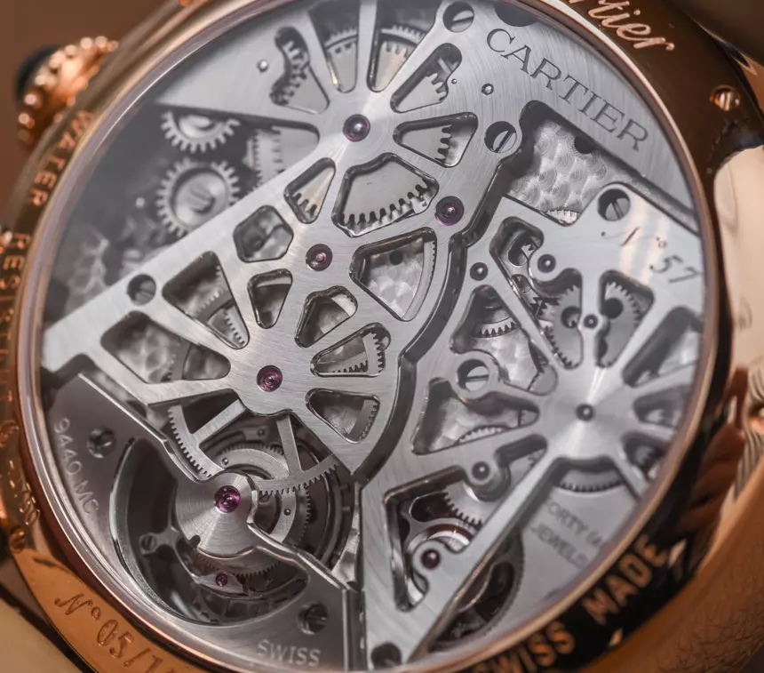 cartier-rotonde-de-cartier-earth-moon-blogtowatch-12