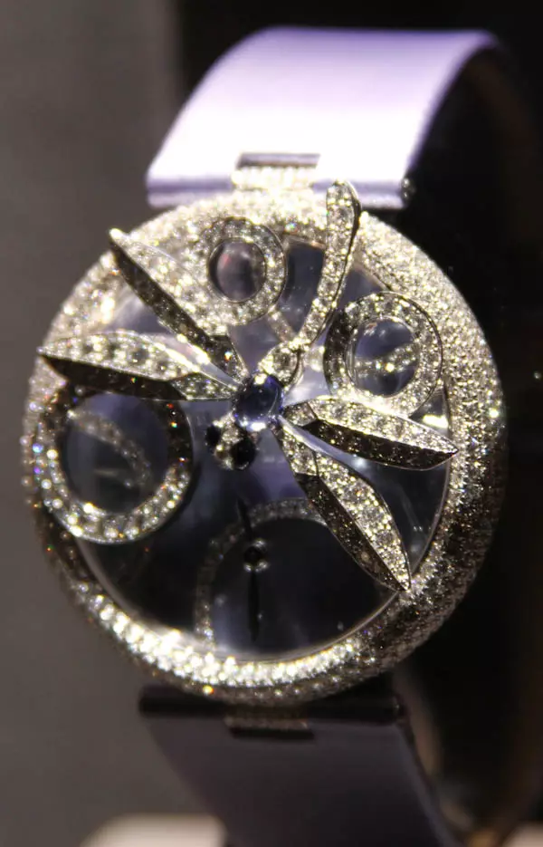 Cartier kunsvlyt en hoë juweliersware-horlosies vir 2012 20536_6