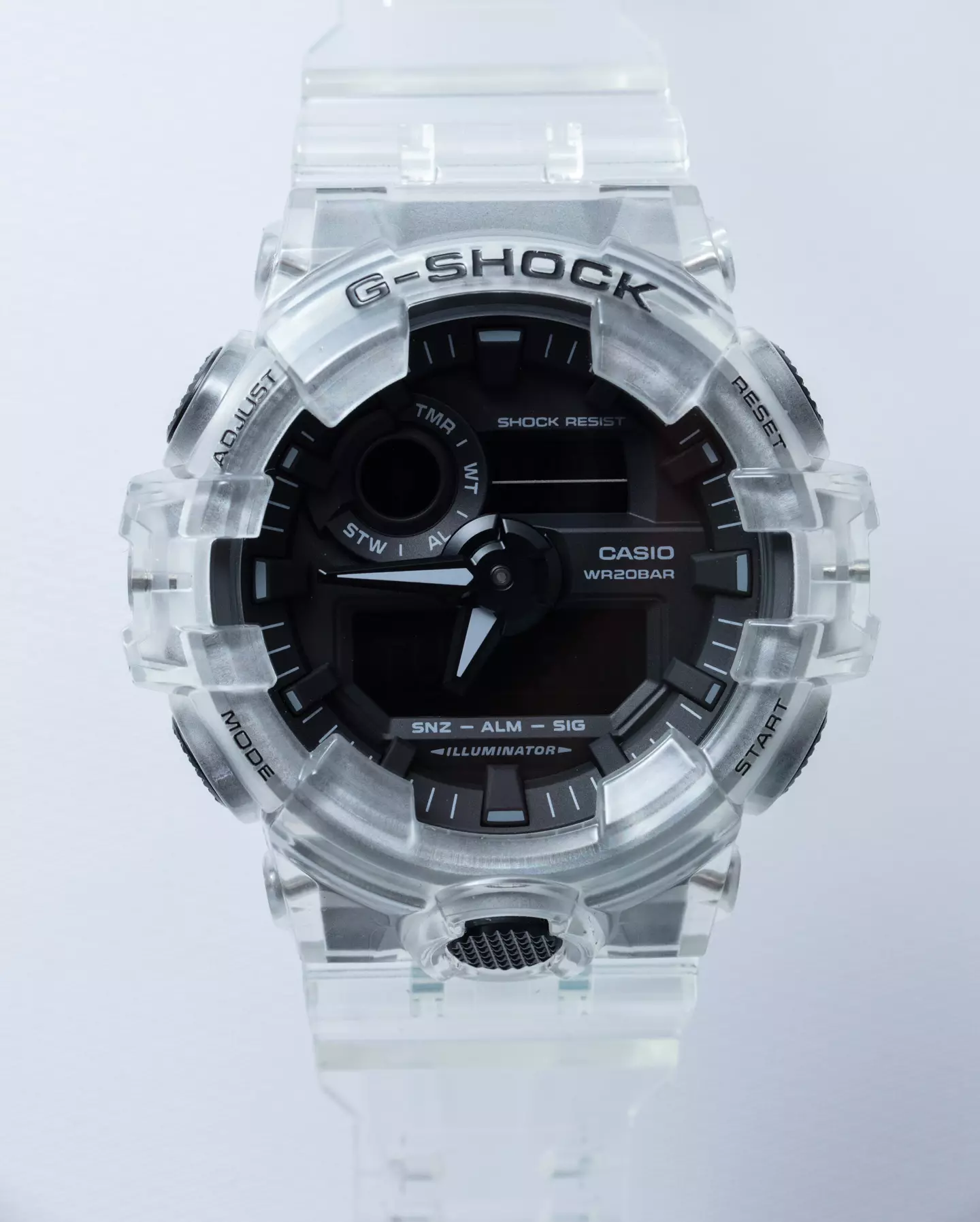 Casio G-Shock شفاف پيڪ مان: صاف GA700SKE-7A سان قدر ۽ مزو 20559_4