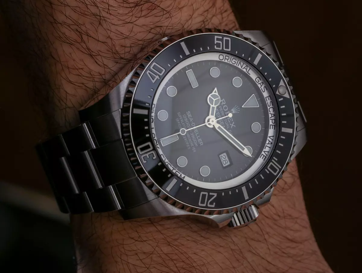 Rolex Deepsea Sea-dweller 126660 'ব্ল্যাক ডায়াল' ওয়াচ হ্যান্ডস-অন 20779_7