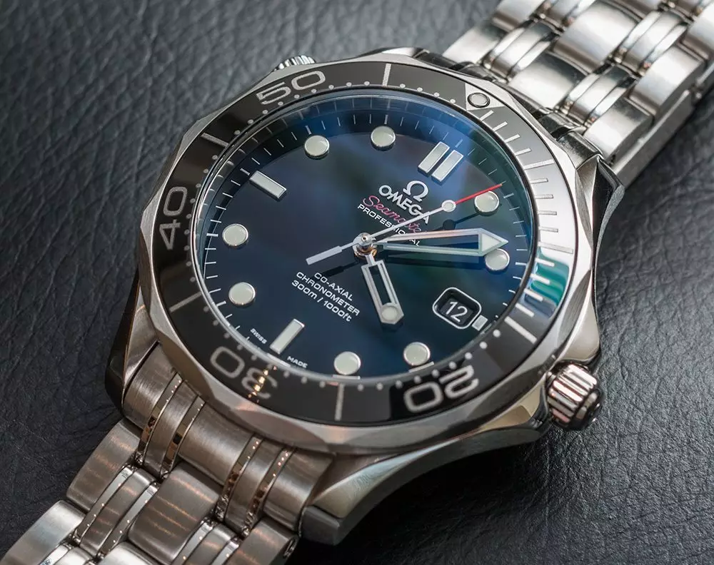 Omega-Seamaster-Diver-300M-aBlogtoWatch-17