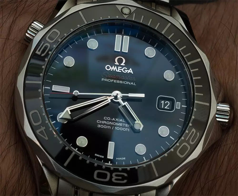 Omega-Seamaster-Diver-300M-aBlogtoWatch-18