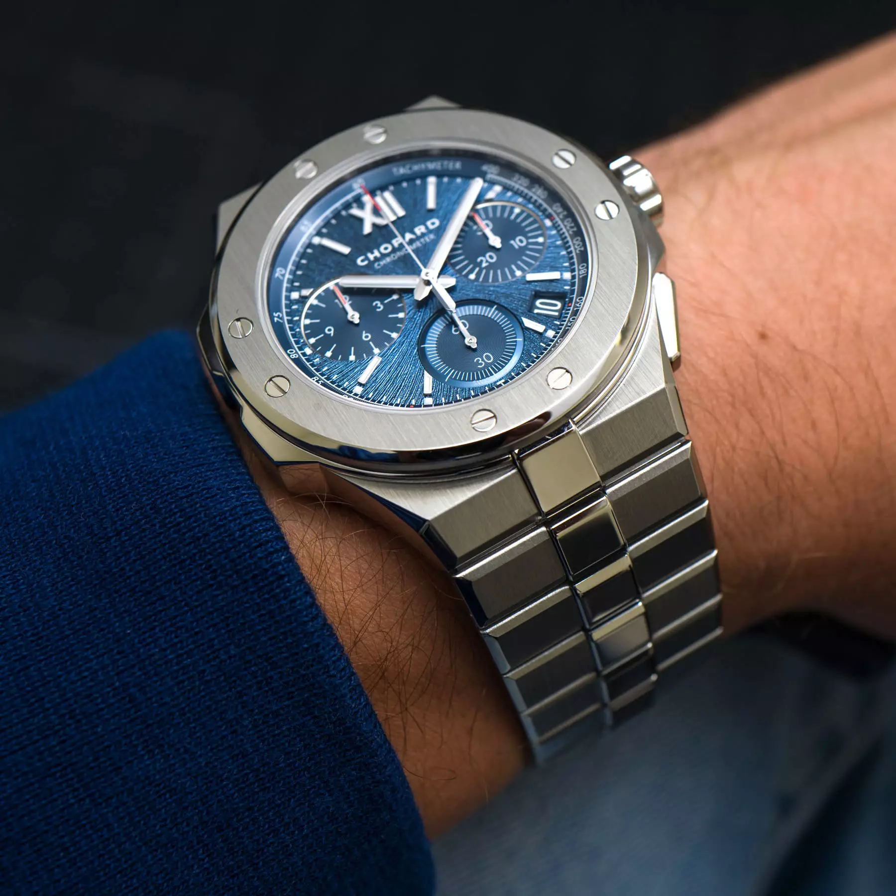 Práctico: Chopard Alpine Eagle XL Chrono Luxury Steel Sports Watch 20874_11