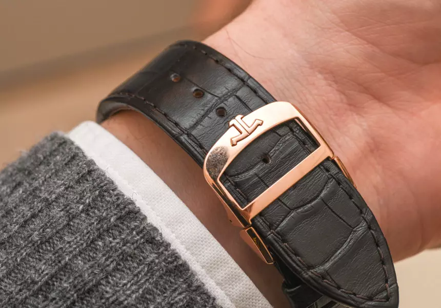 jaeger-lecoultre-reverso-tribute-calendar-rose-gold-ablogtowatch-06