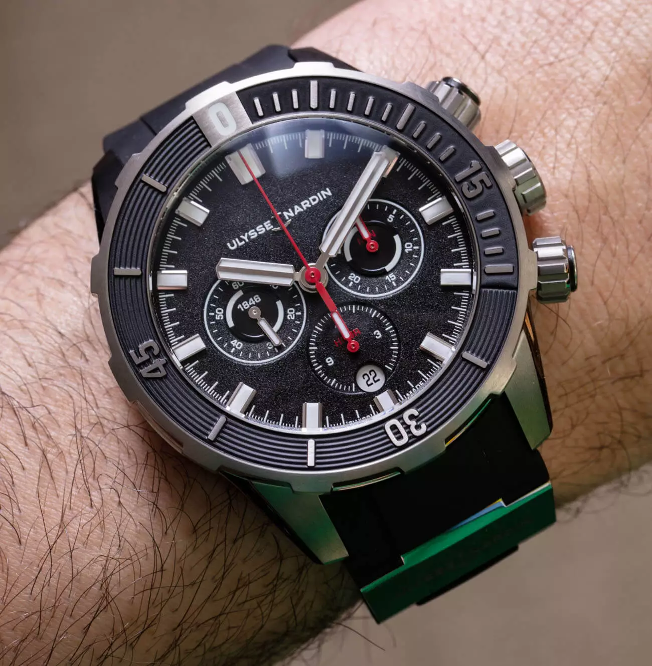 Watch Review: Ulysse Nardin Diver Chronograph 44 mm 21045_1