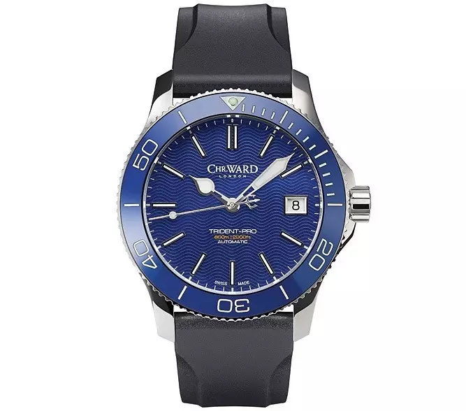 Christopher-Ward-Trident-C60-AUTO-38-BLUE