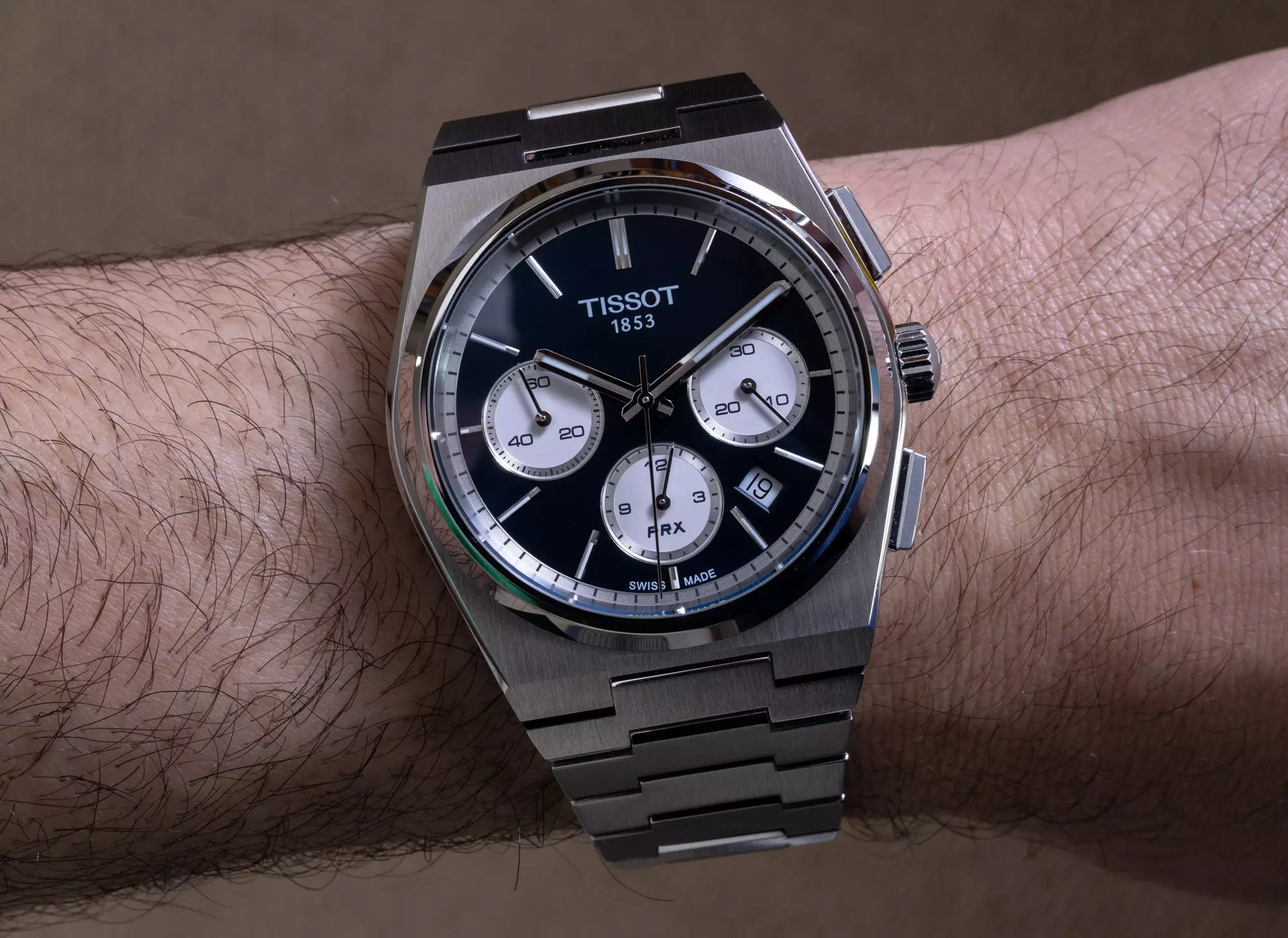 Praktično: ure z avtomatskim kronografom Tissot PRX 2151_4