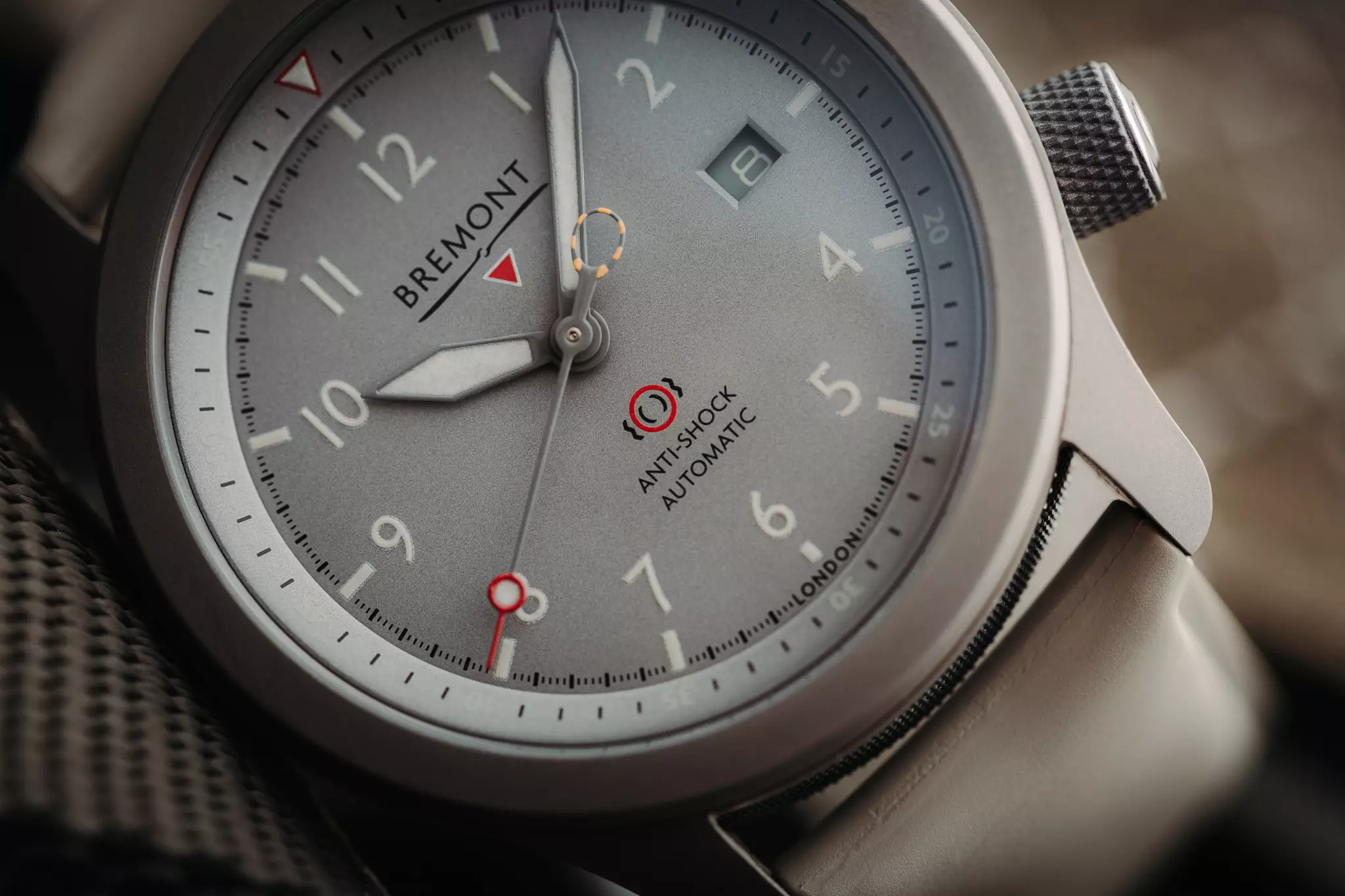 Bremont e Hlahisa Stealthy New MBII Savanna Pilot Watch ka Titanium 2159_1