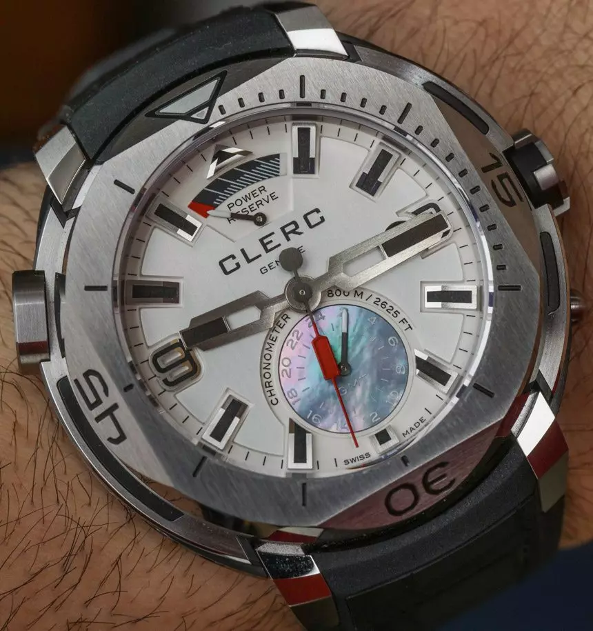 Clerc-Hydroscaph-GMT-パワーリザーブ-クロノメーター-aBlogtoWatch-15