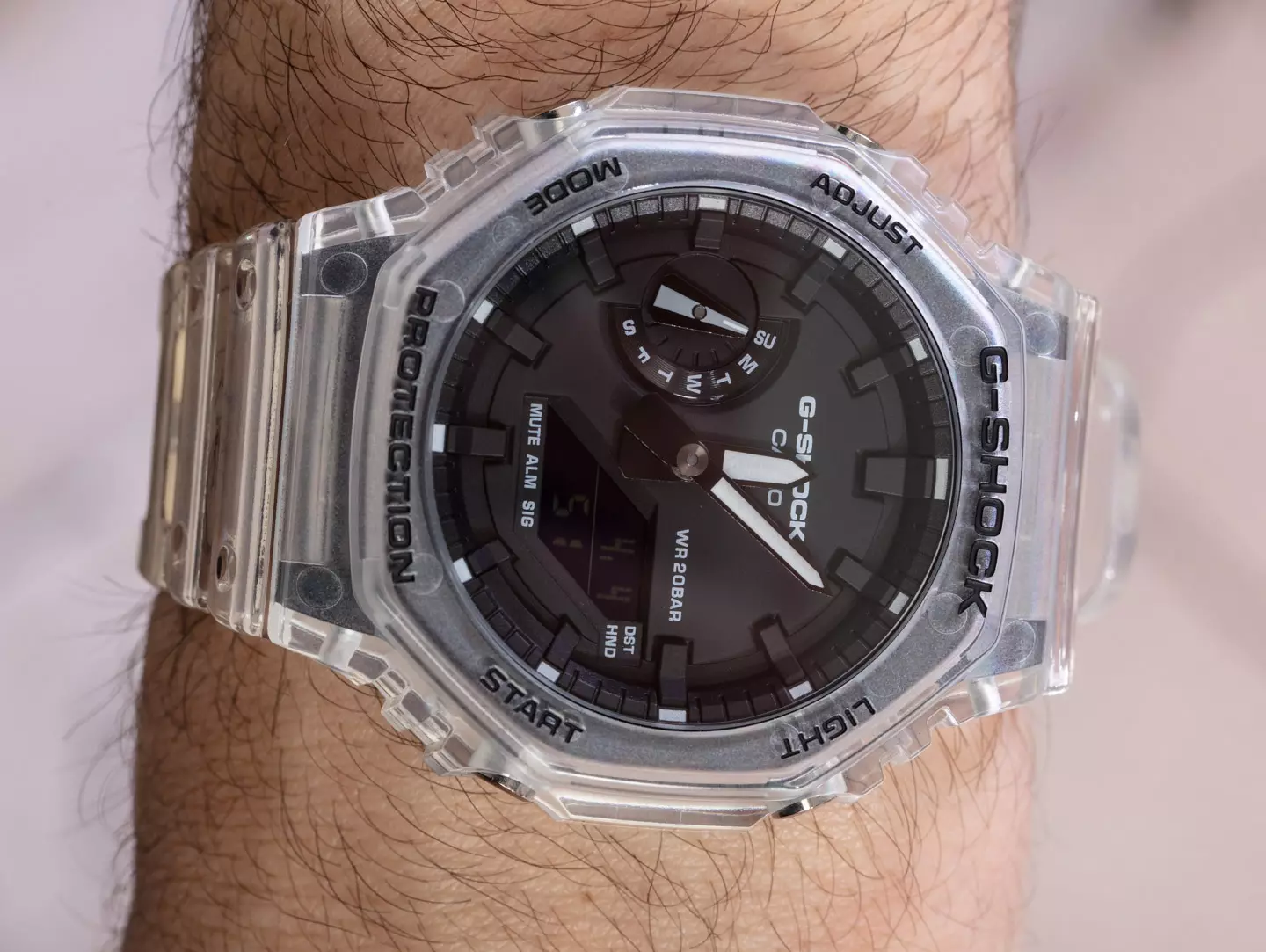 Hands-on: Orë e serisë transparente Casio G-Shock 'Casi-Oak' GA2100SKE-7A