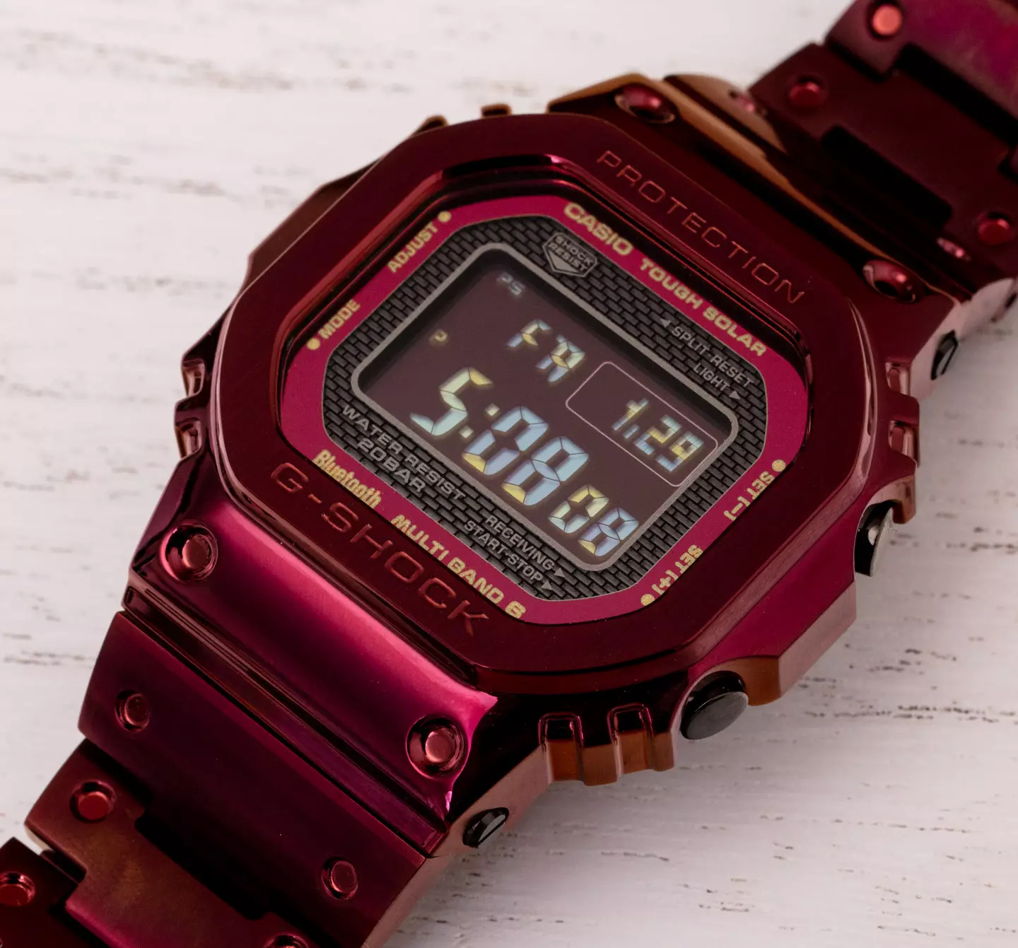 Қолданбалы: Casio G-Shock GMWB5000RD-4 қызыл металл сағаттары