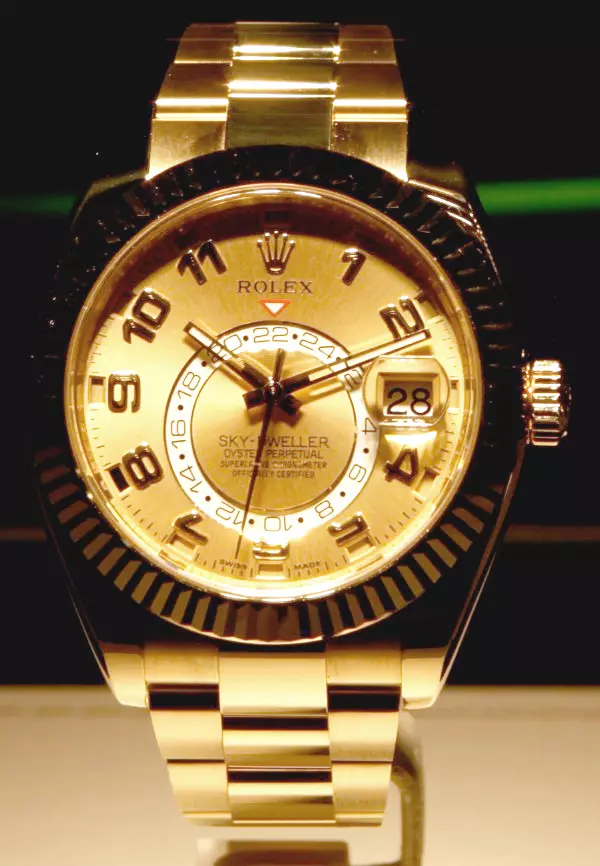 Saa ya Rolex Sky-Dweller