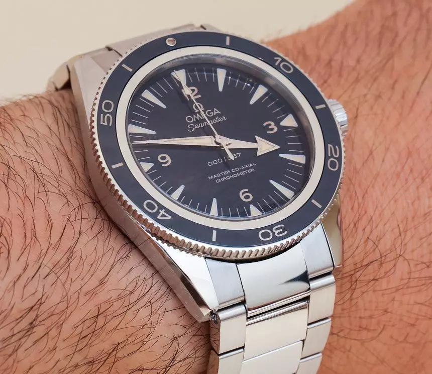 Omega-Seamaster-300-Master-Co-Axial-watch-15