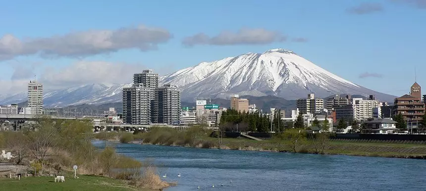 O monte Iwate e a cidade de Morioka