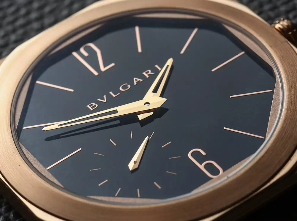 Ревю на часовници Bulgari Octo Finissimo & Tourbillon 24467_5