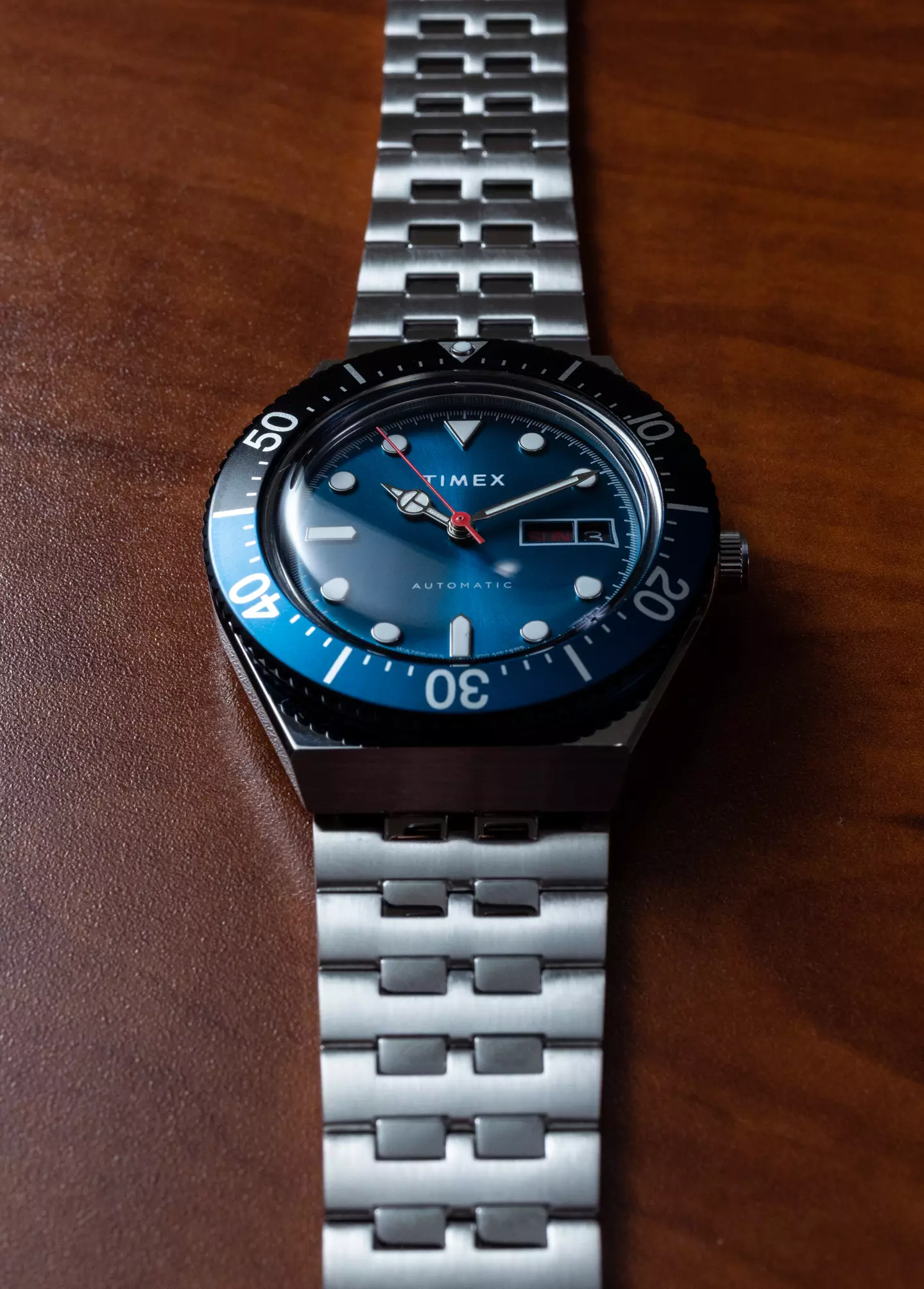 Тавсияи ҳаваскорони дастрас: соатҳои Timex M79 Automatic & Q Malibu 2468_2