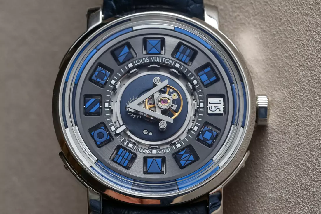 Louis Vuitton Escale omo ere Time Tourbillon Central Blue Watch Ọwọ-On 2527_8