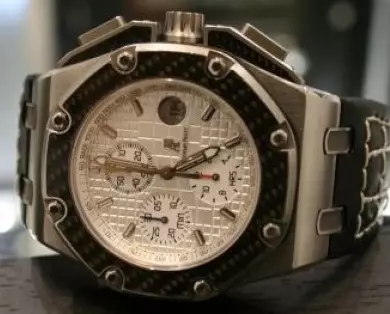 Audemars Piguet Royal Oak Offshore Juan Pablo Montoya வாட்ச் ஜேம்ஸ் பட்டியலில் கிடைக்கிறது 25295_4