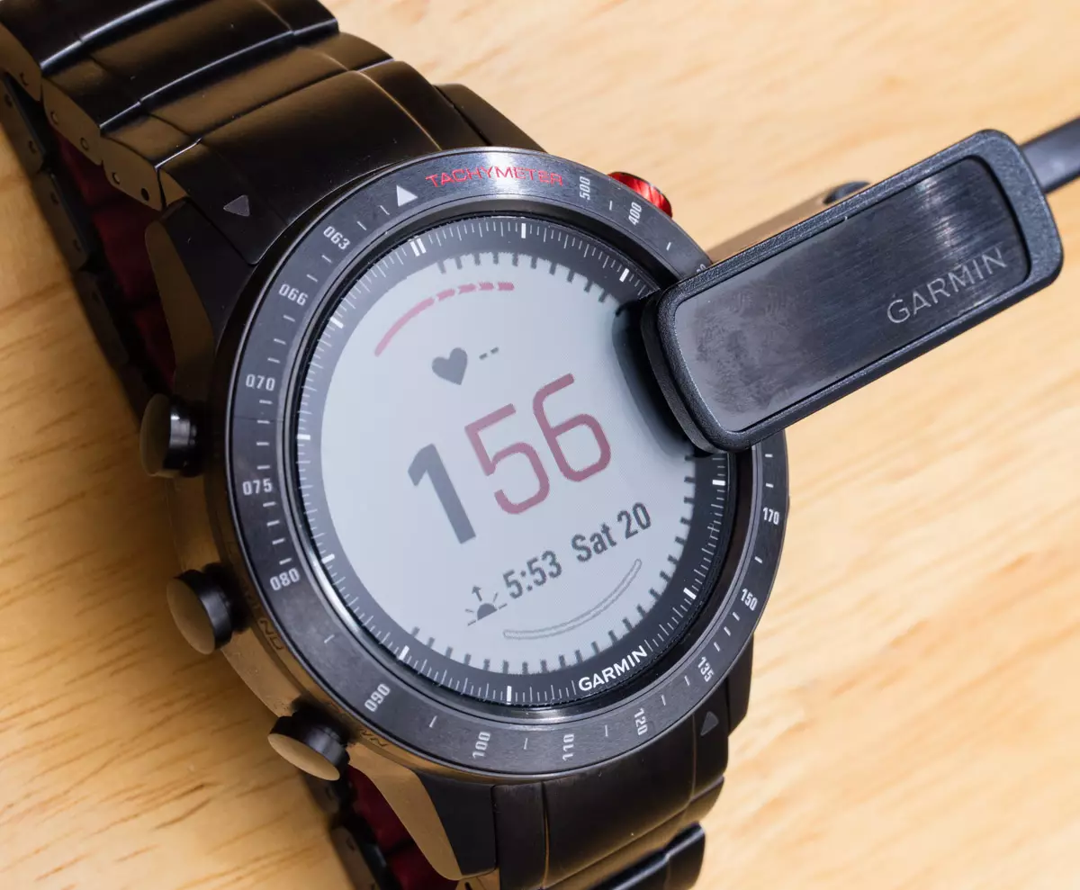 Garmin Marq Driver Smartwatch күнүмдүк колдонуучу сааттарды карап чыгуу 2529_2