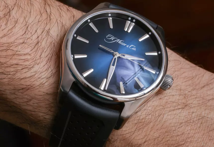 H. Moser & Cie Pioneer Center ពិនិត្យមើលវិនាទី 25572_1