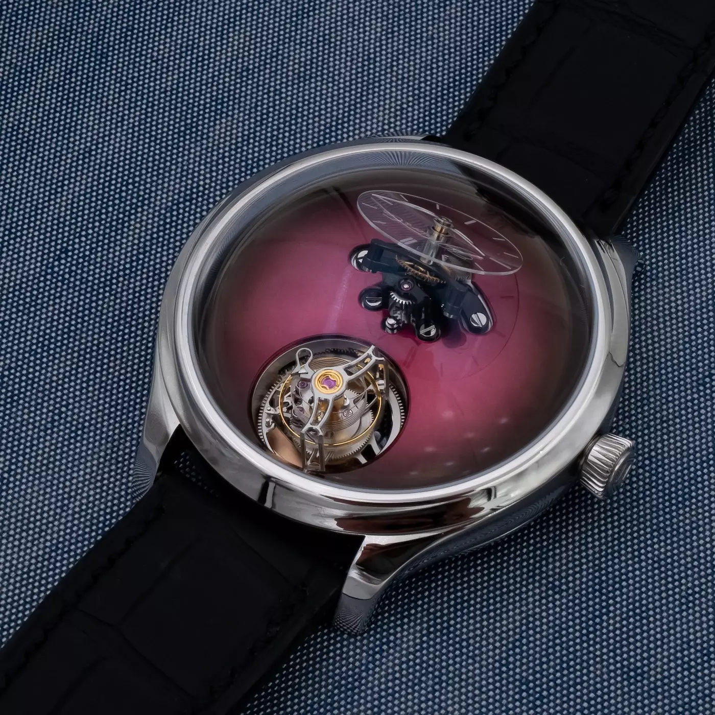 h moser cie mbf gbalịsie ike cylindrical tourbillon