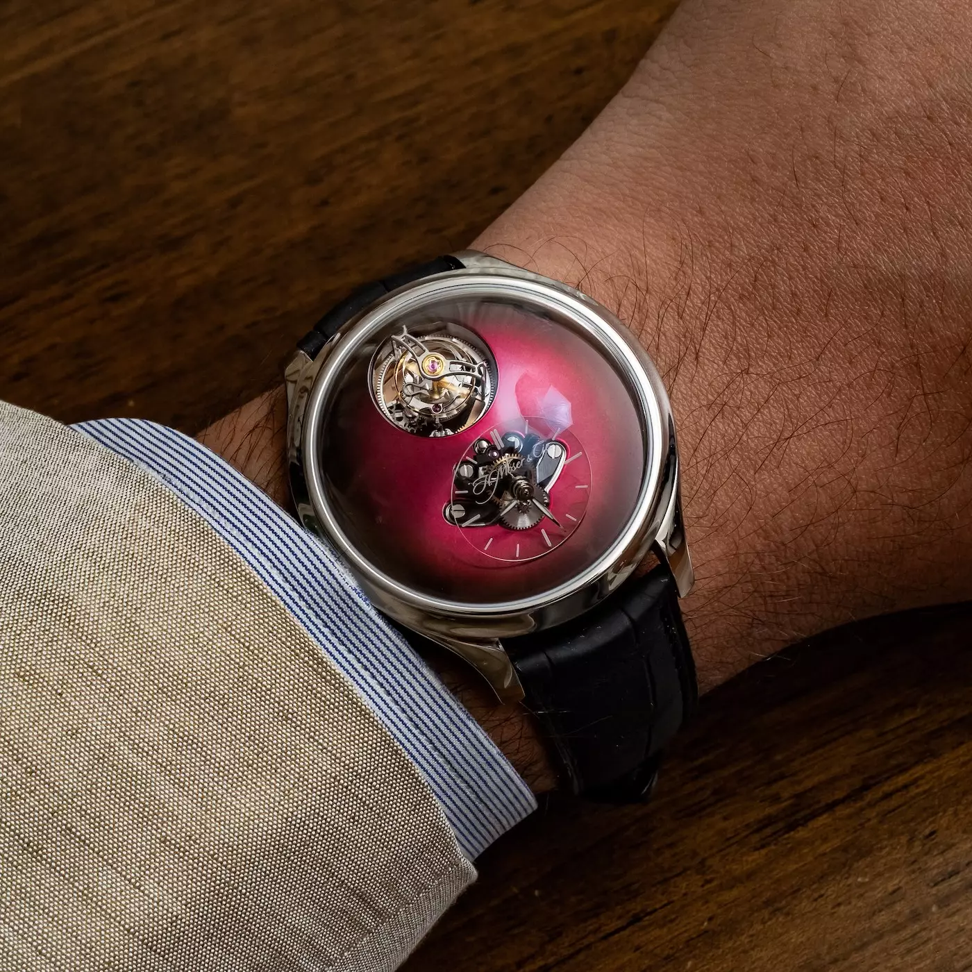 h moser cie mbf උත්සාහය සිලින්ඩරාකාර tourbillon