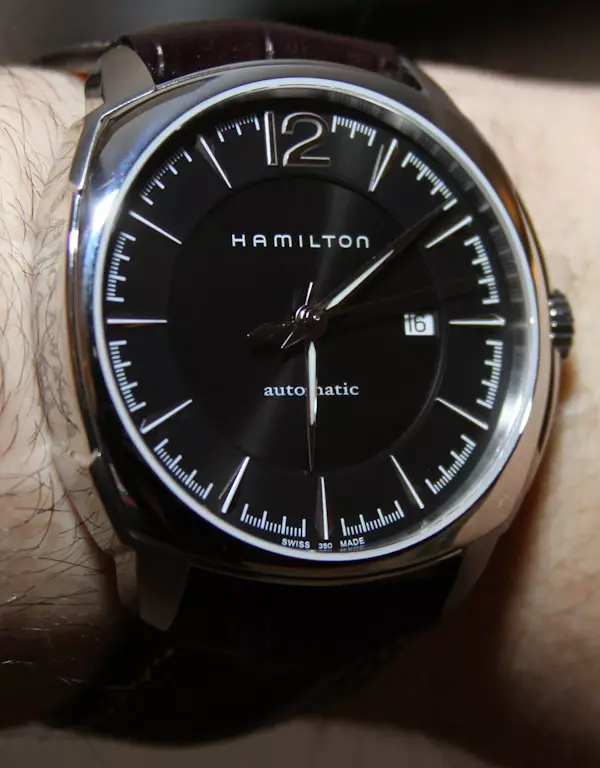 Hamilton Jazzmaster pagalvėlių laikrodžių apžvalga 25745_1