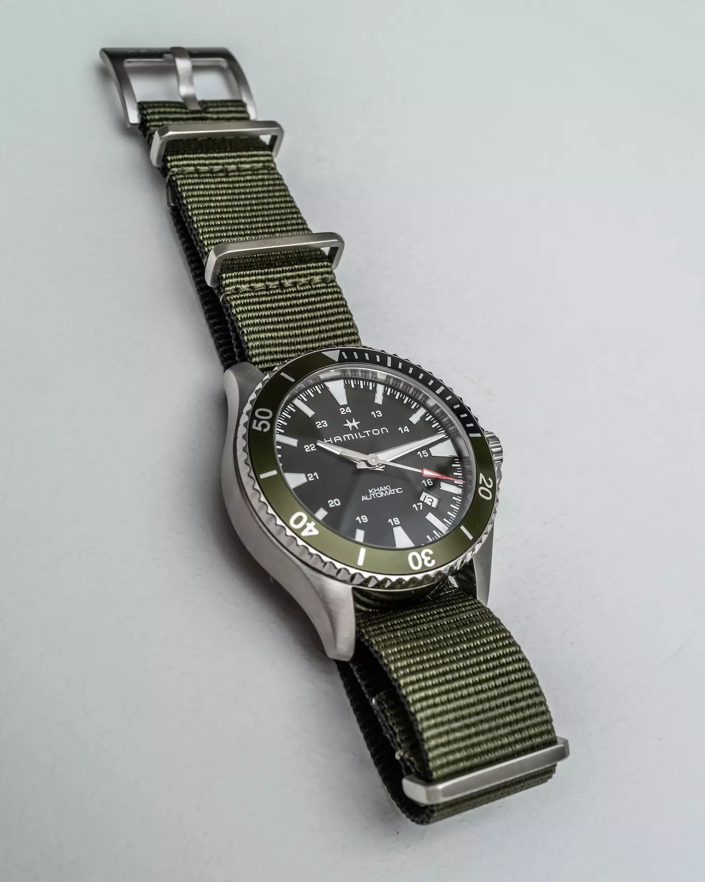 hamilton kaki navy scuba berdea