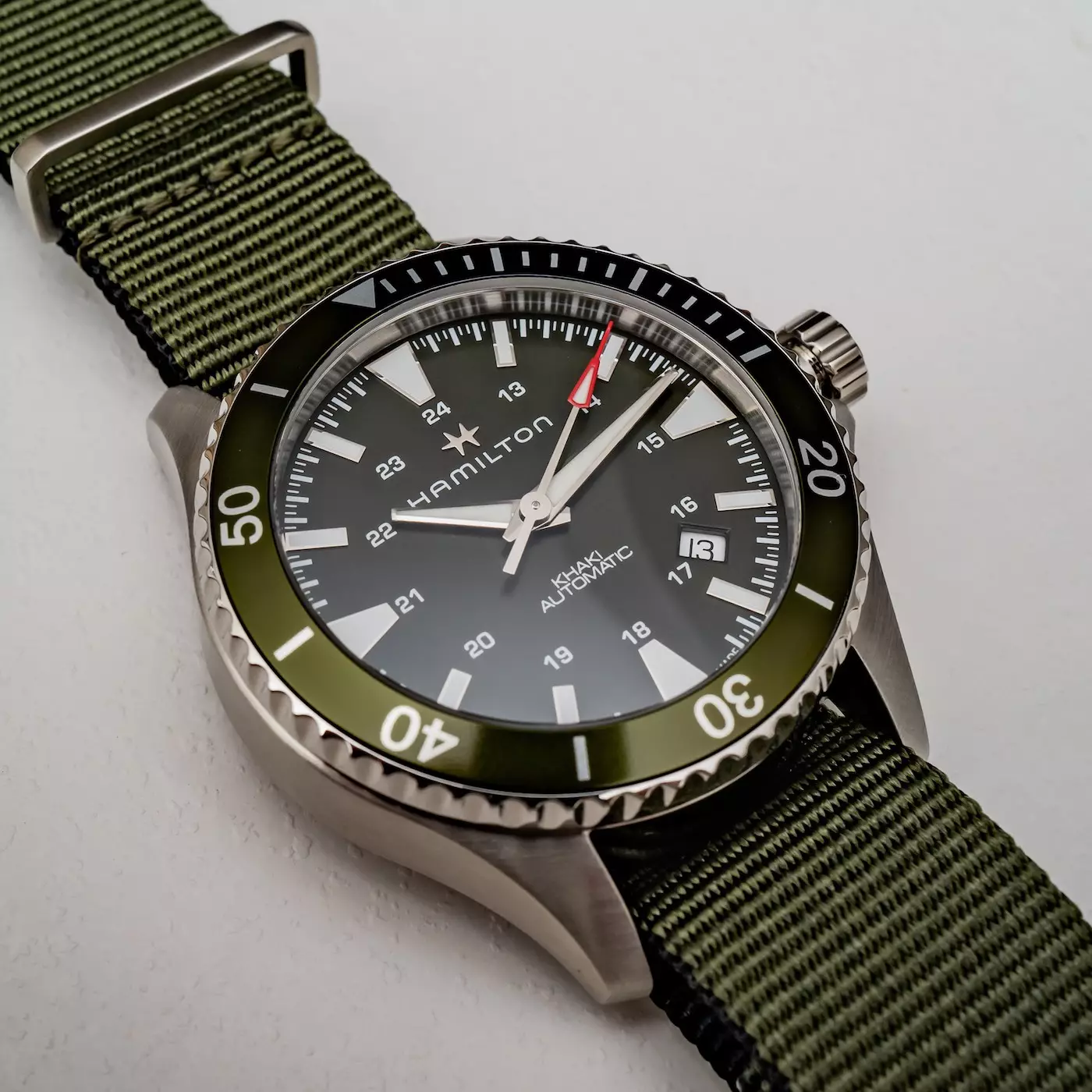 hamilton kaki navy scuba berdea