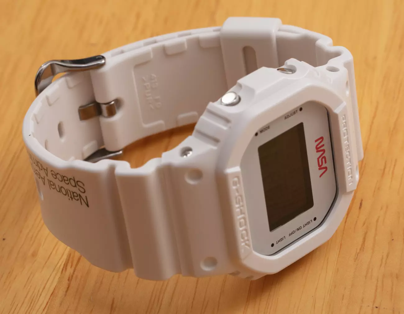 హ్యాండ్-ఆన్: Casio G-Shock DW5600 NASA వాచ్ 2636_4