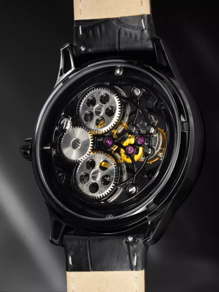 Atombohy amin'ny Zann Auror ny fanangonanao Sapphire Tourbillon 26431_3