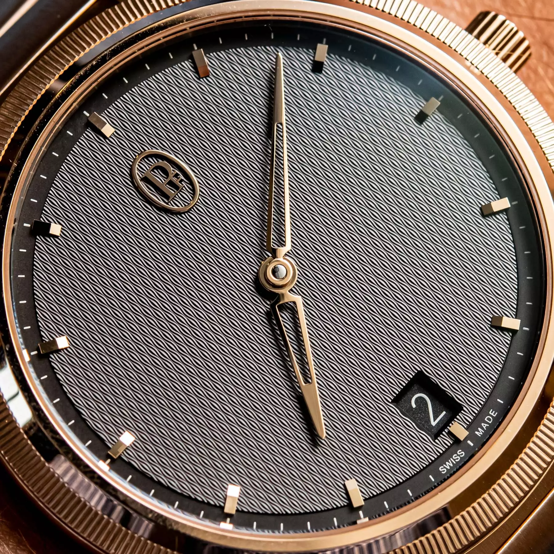 Рачно со колекцијата Parmigiani Fleurier Tonda PF 2681_7