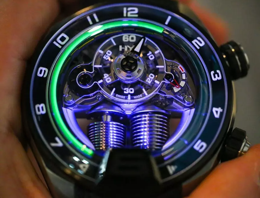 HYT-H4-Metropolis-Dynamo-LED-Lights-aBlogtoWatch-18