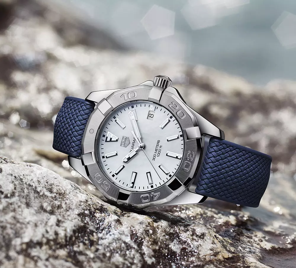 TAG Heuer dodaje trzy nowe damskie zegarki Aquaracer 2694_1