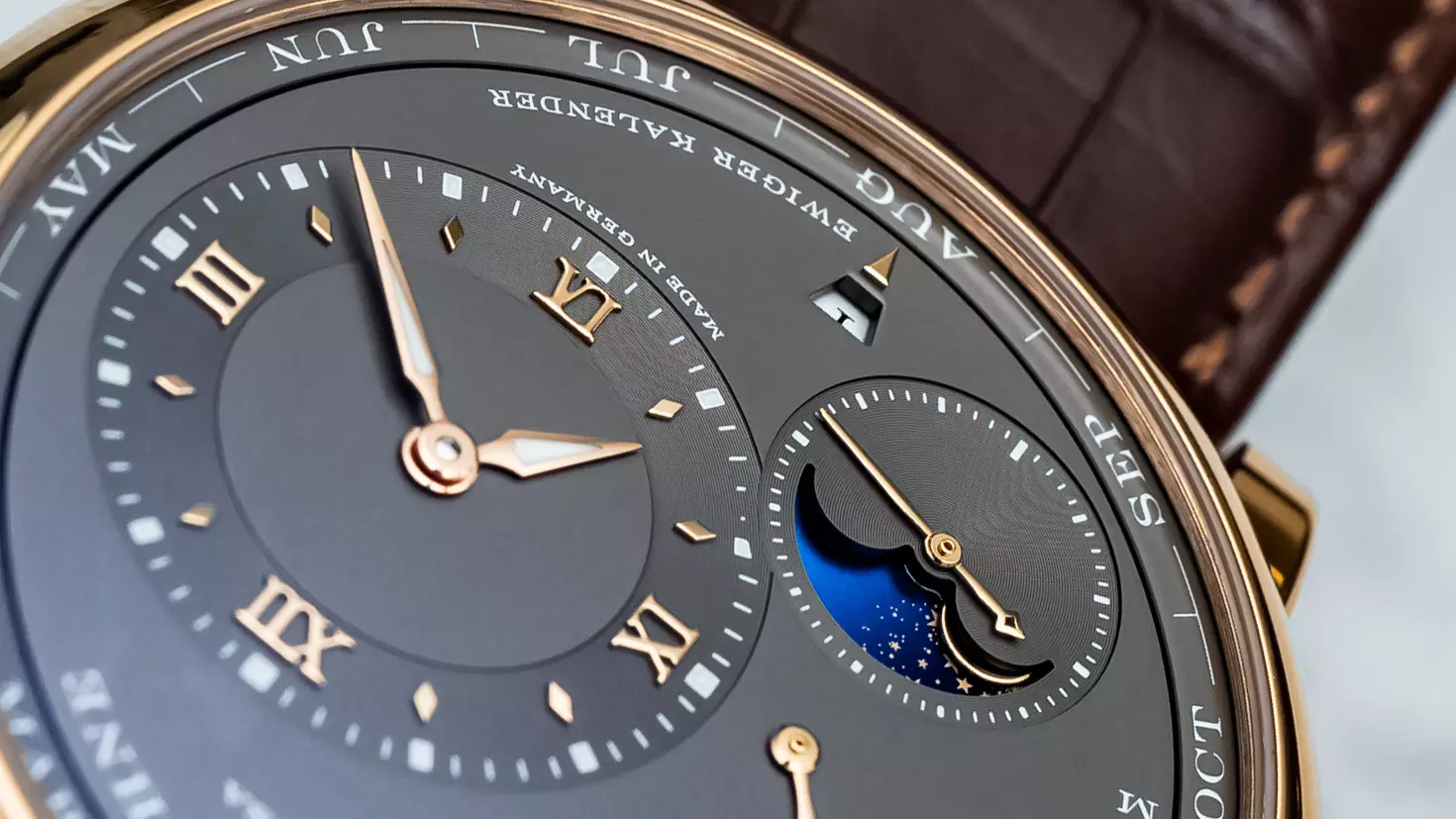 Aka-Na: A. Lange & Söhne Lange 1 Kalịnda na-adịgide adịgide 2704_4